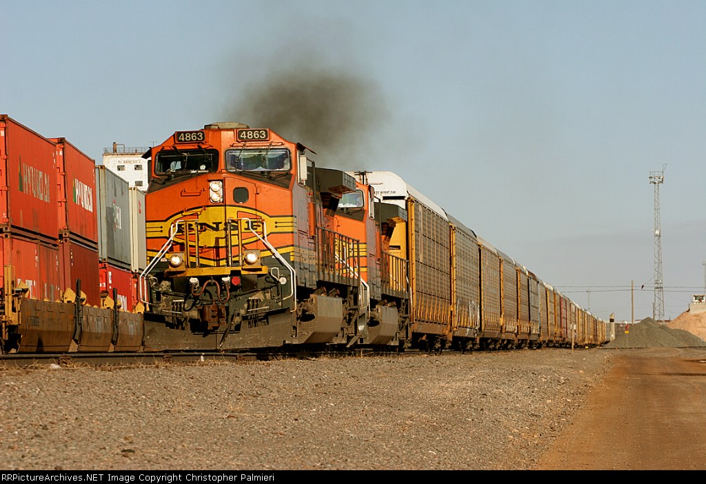 BNSF 4863